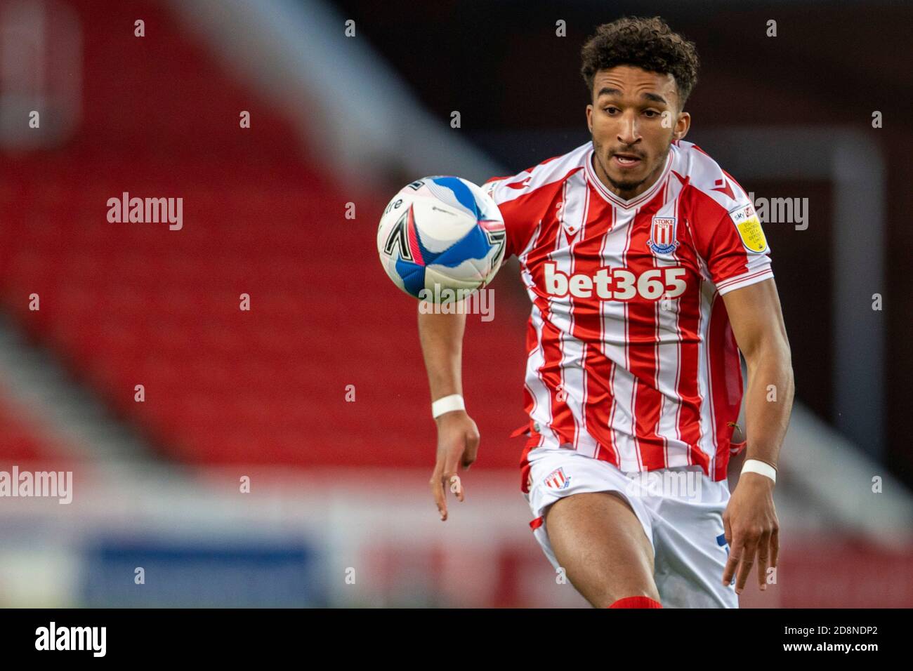 Stoke, Staffordshire, UK. 31st October 2020; Bet365 Stadium, Stoke ...