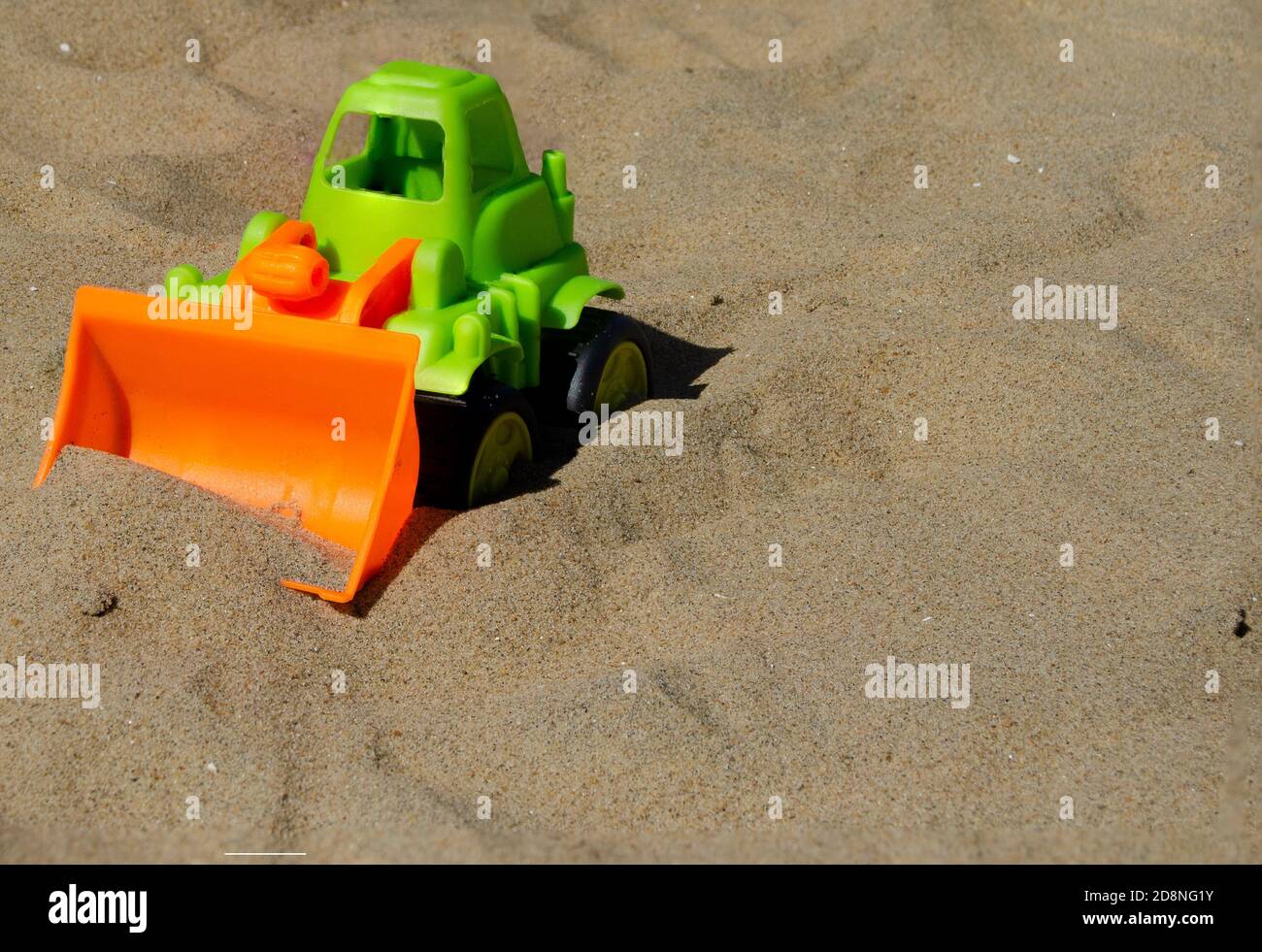 Scooping sand hi-res stock photography and images - Alamy