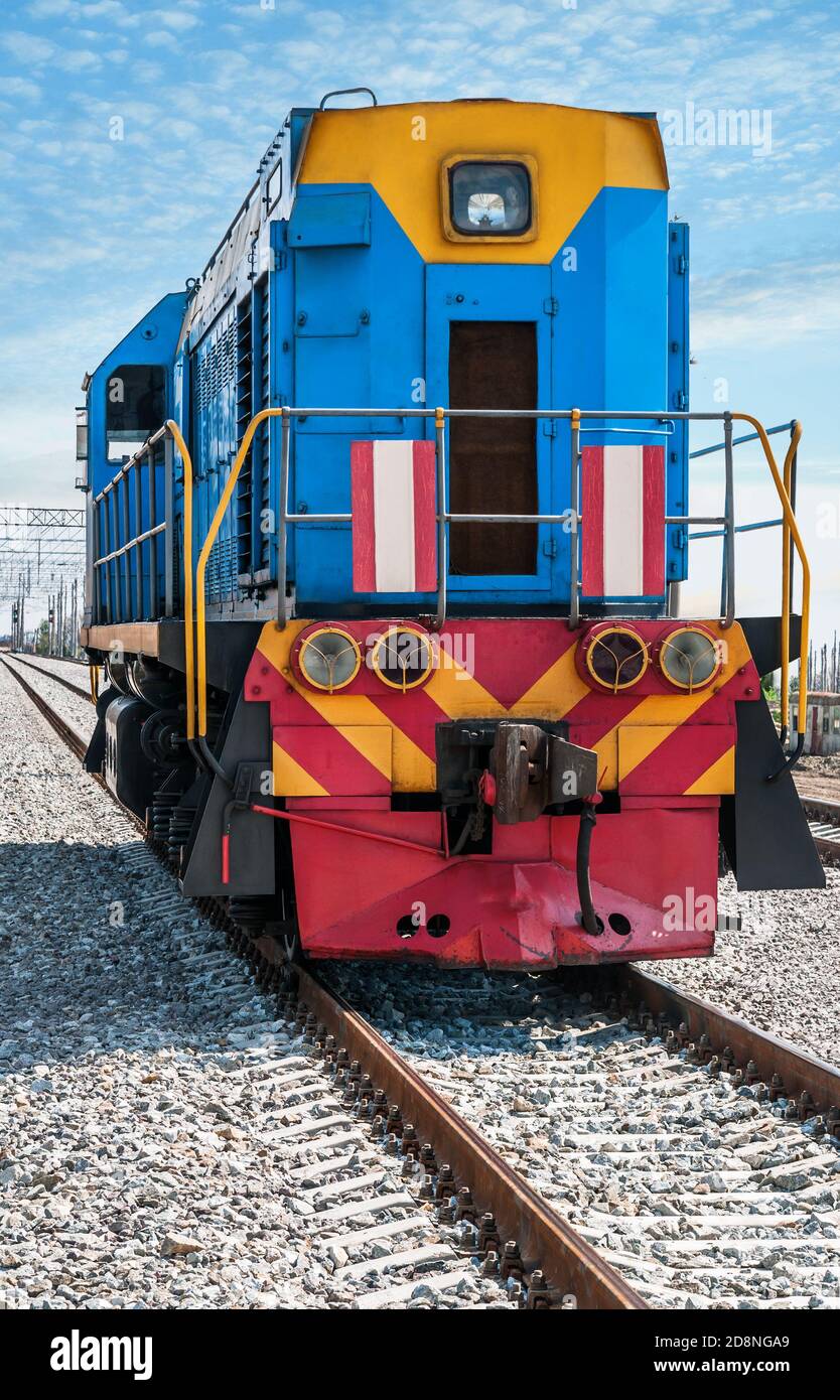 Yellow and green diesel train hi-res stock photography and images - Alamy