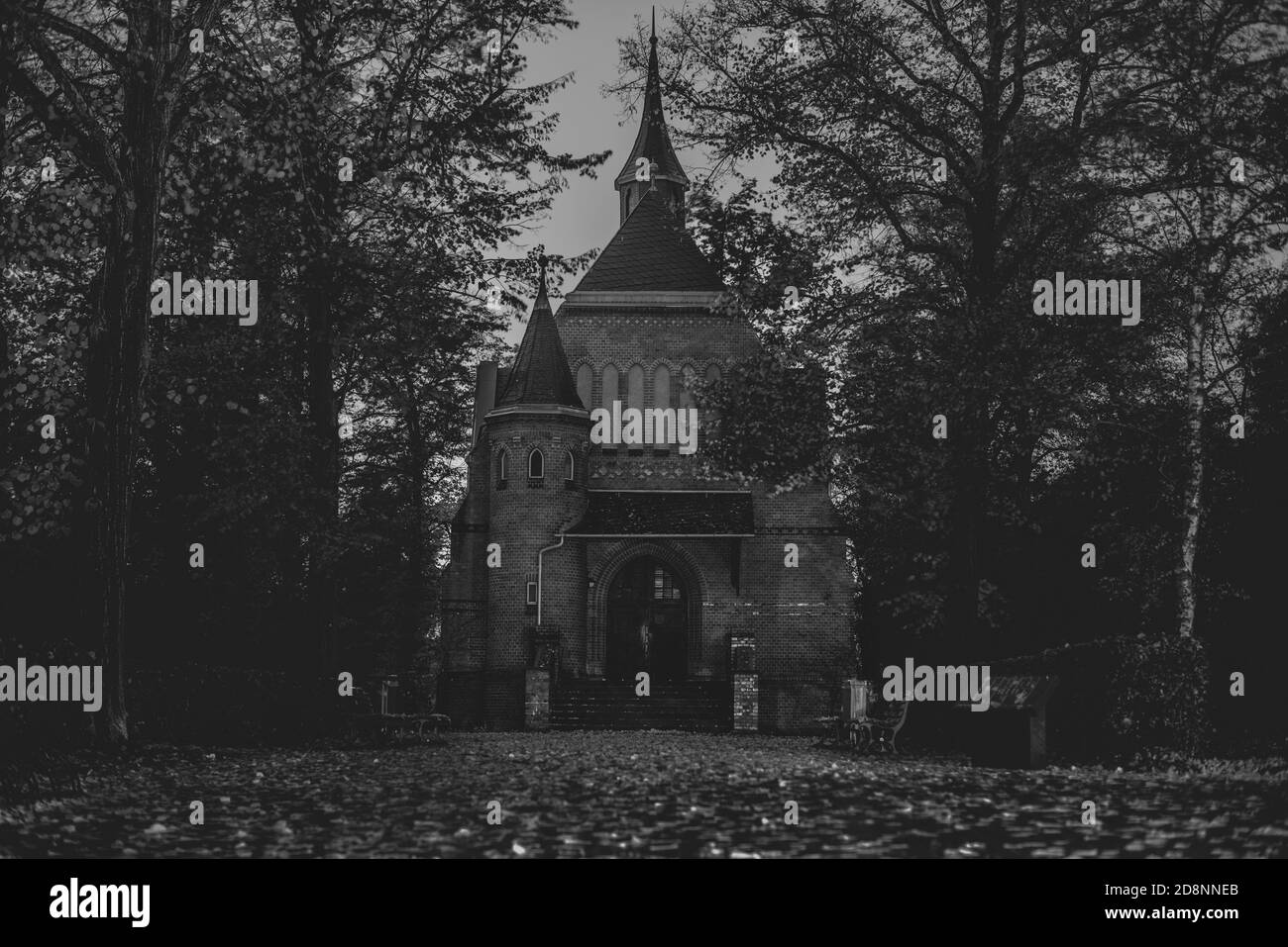 Creepy church photos hi-res stock photography and images - Alamy