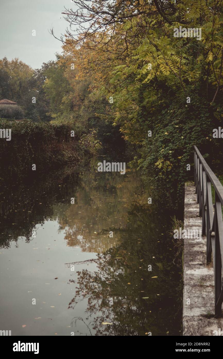 Milano pioggia hi-res stock photography and images - Alamy