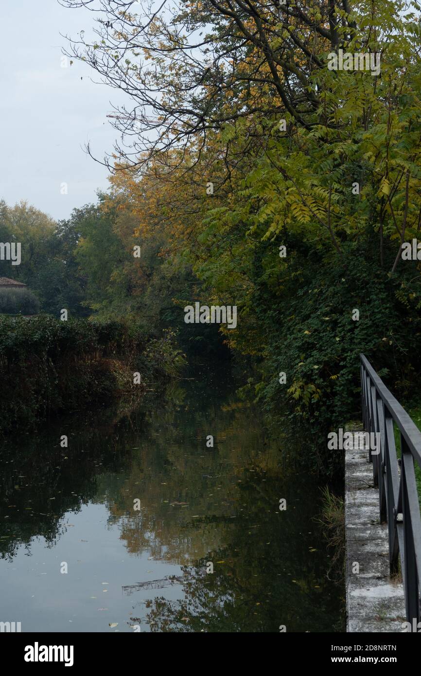 Milano pioggia hi-res stock photography and images - Alamy