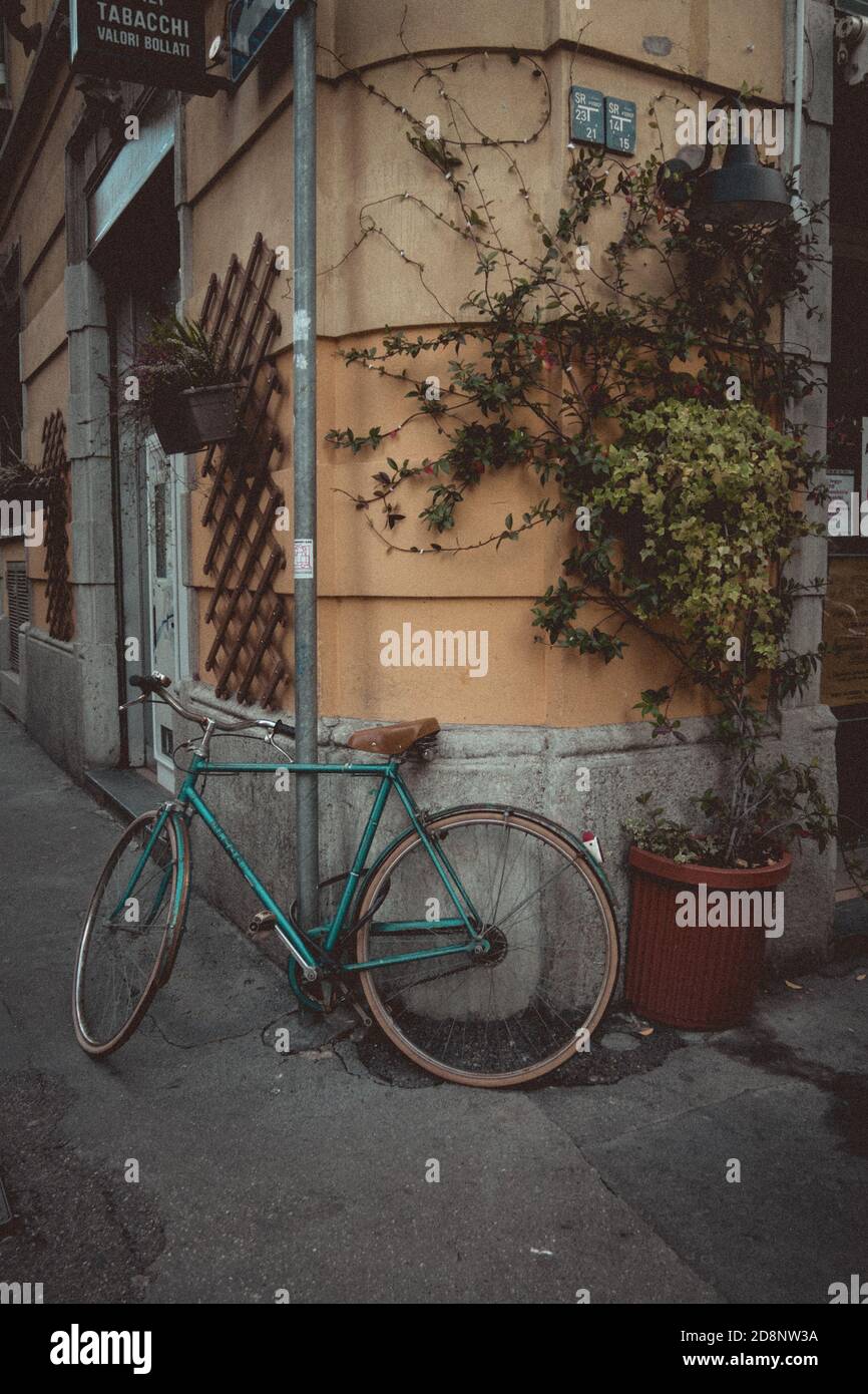 Autumn Fall in Milan Stock Photo - Alamy