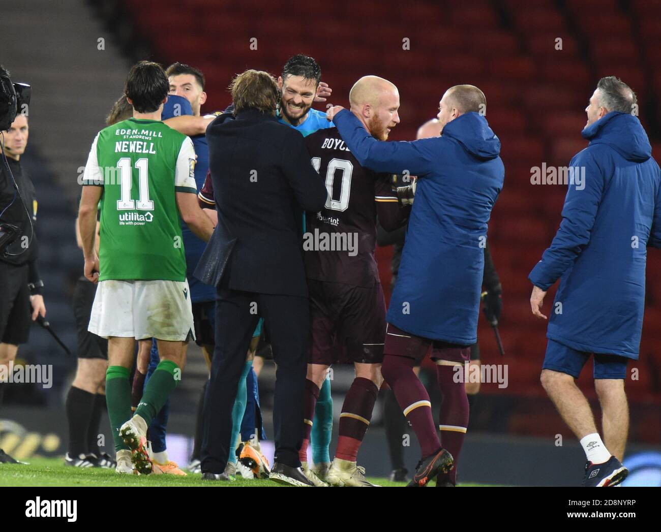 Craig gordon hearts hibernian hi-res stock photography and images - Alamy