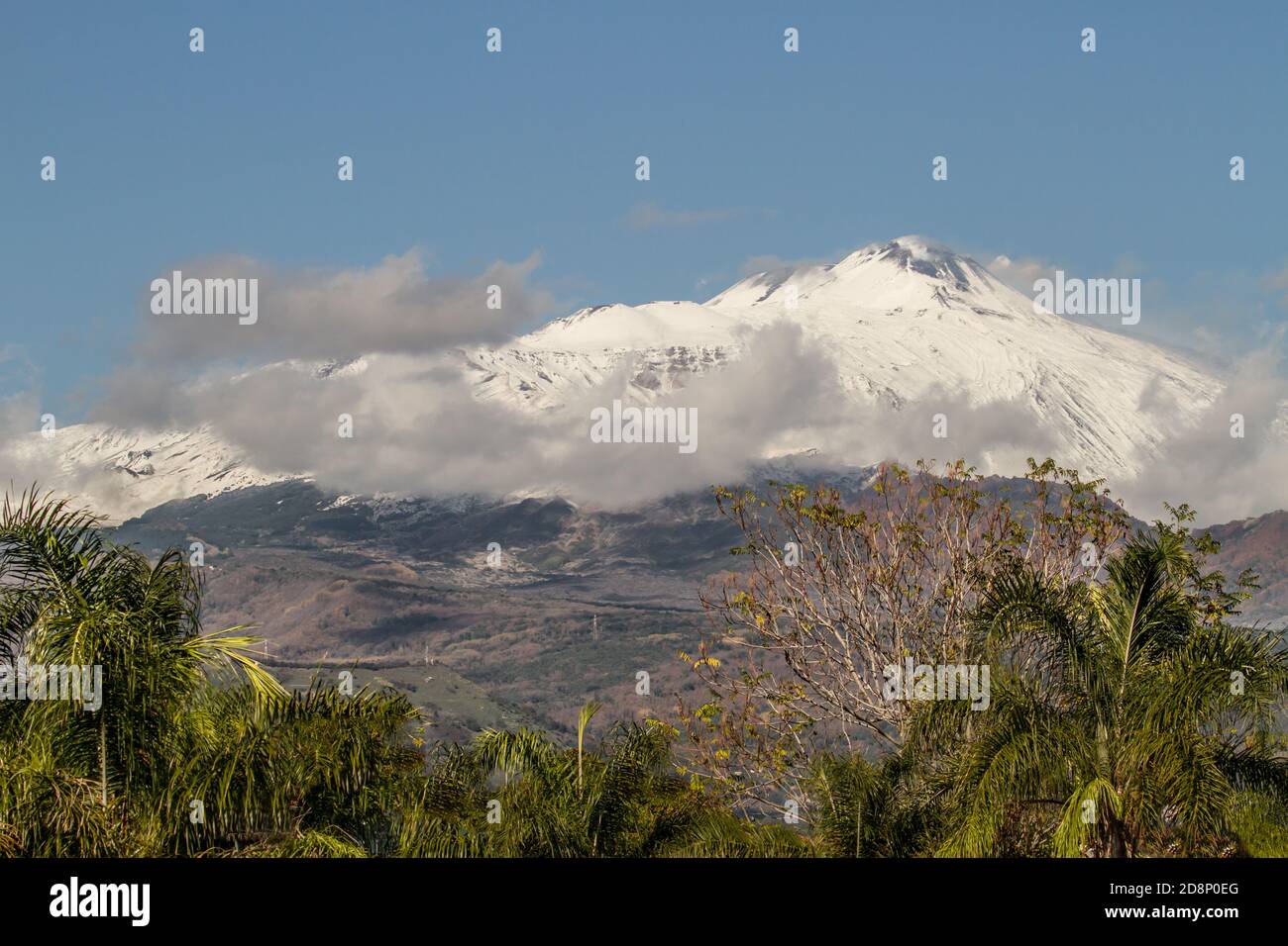Monte vulcano etna hi-res stock photography and images - Alamy