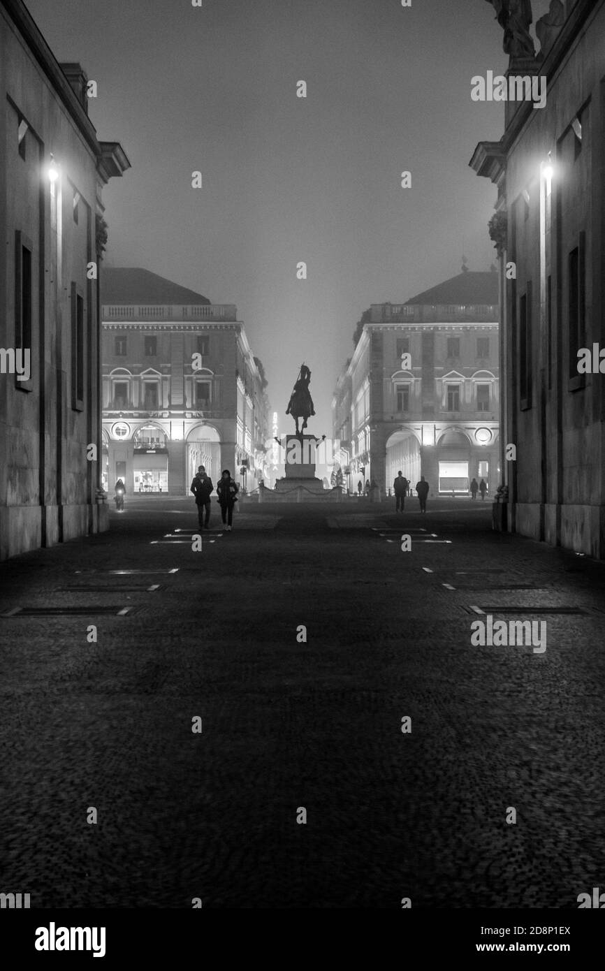 Picturesque fog foggy Black and White Stock Photos & Images - Alamy