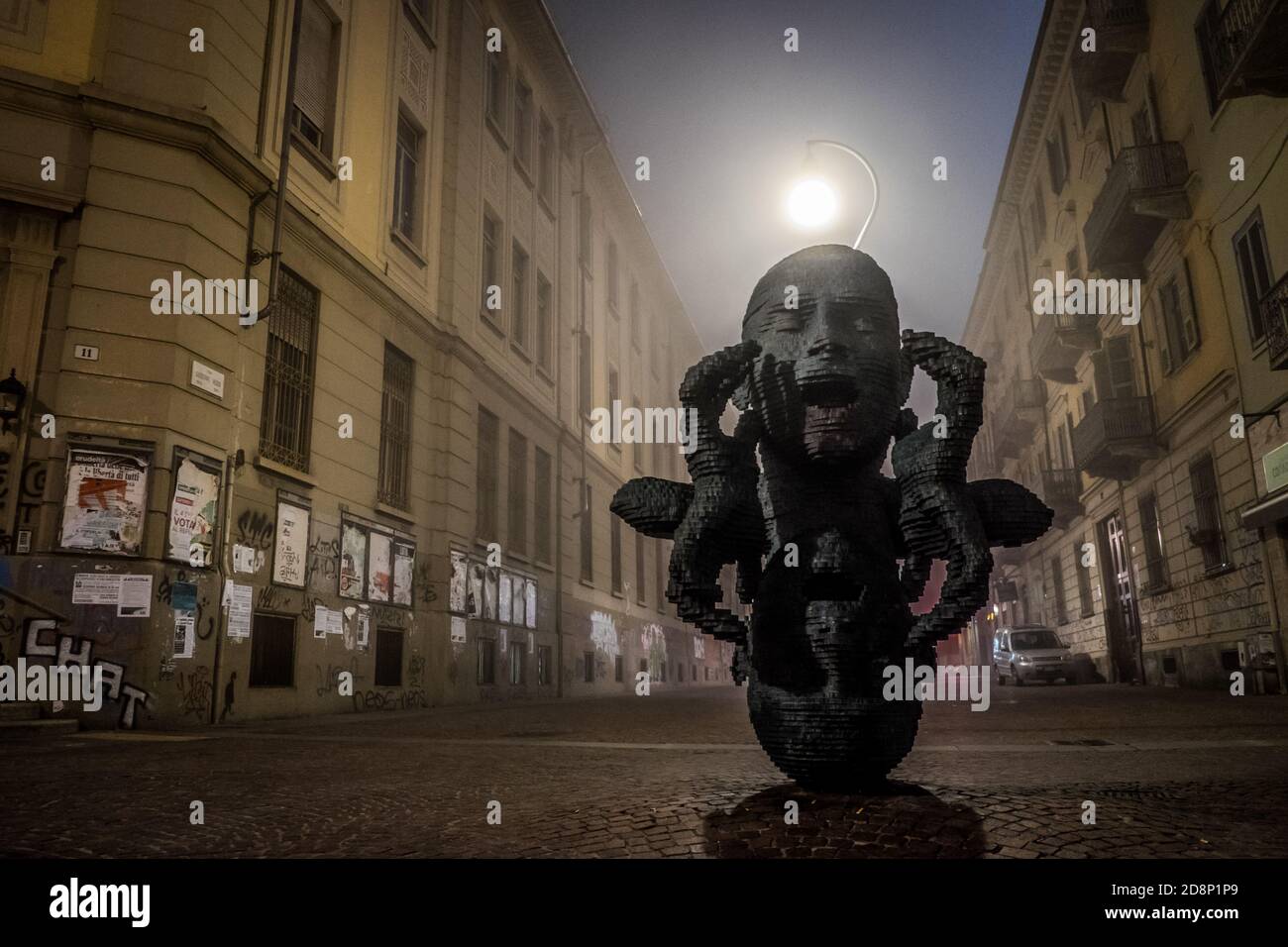 Top two faces hi-res stock photography and images - Alamy