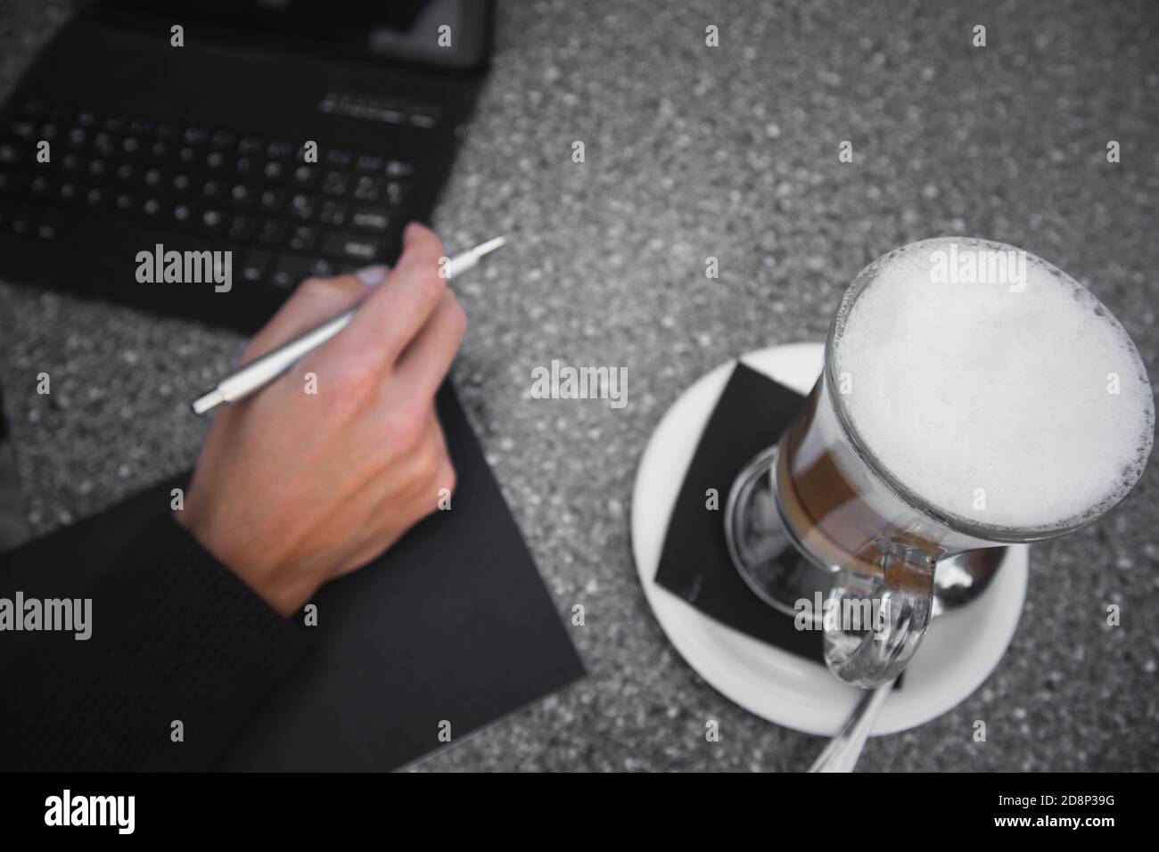 Working time in the coffee shop Stock Photo - Alamy