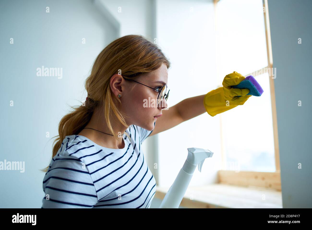 woman home cleaning hygiene detergent interior service Stock Photo - Alamy