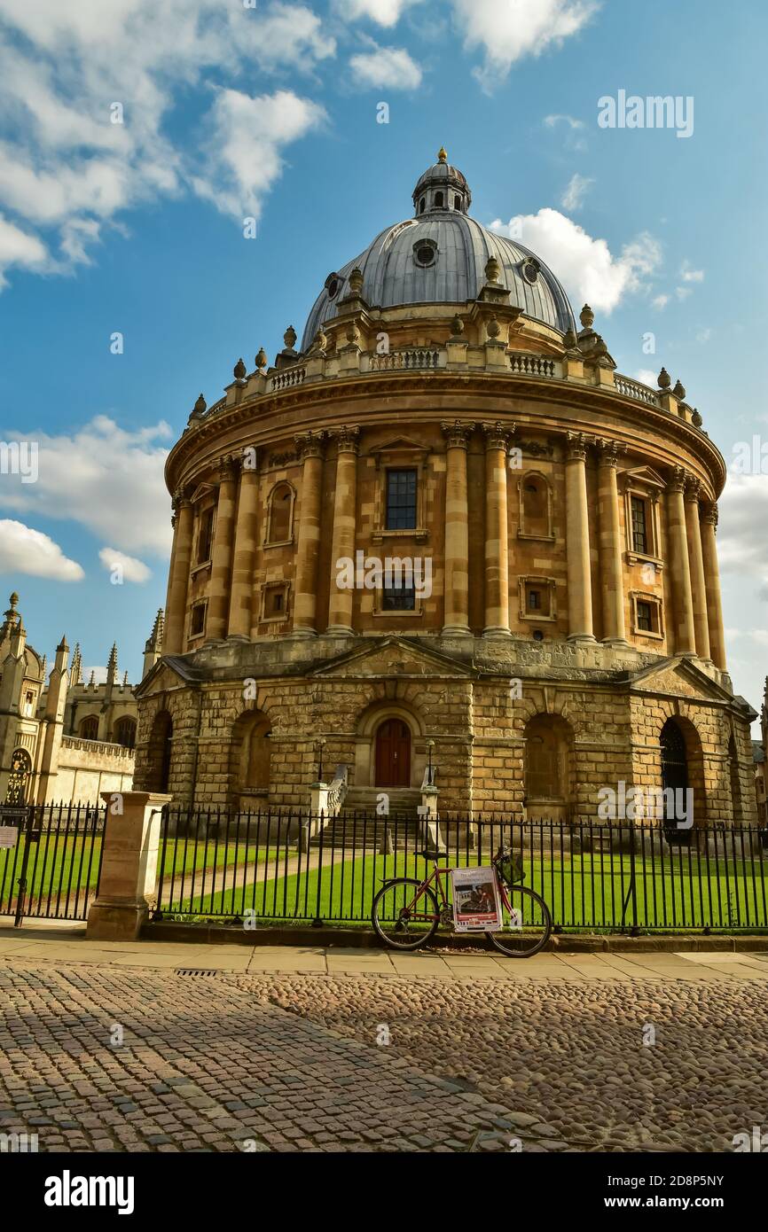 Buildings Of Oxford University High Resolution Stock Photography and ...