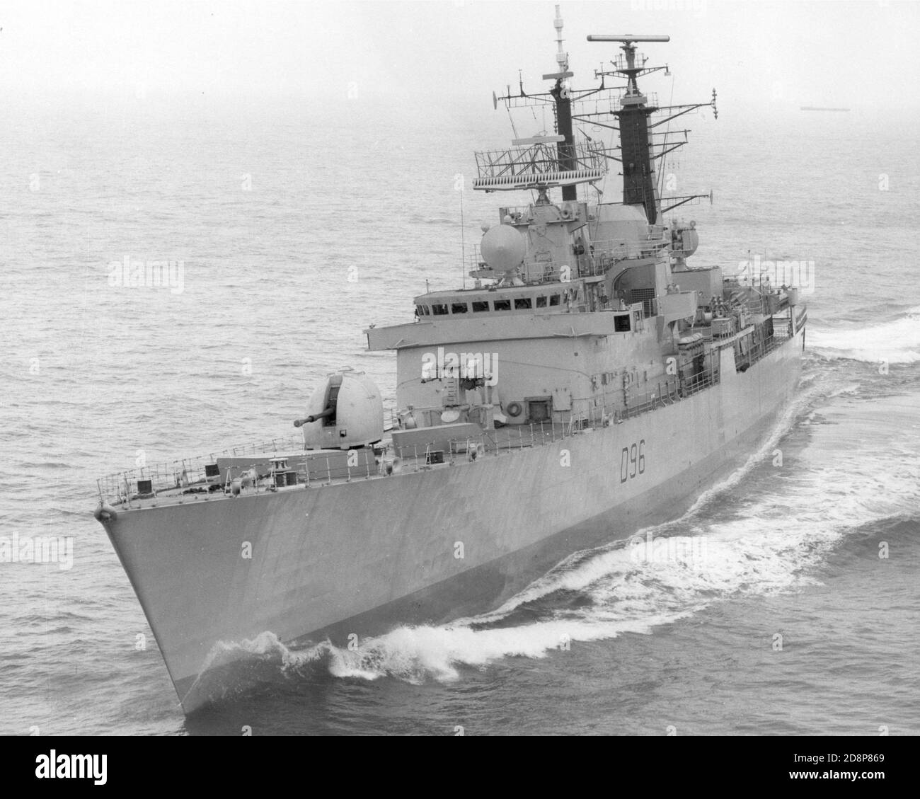 ROYAL NAVY DESTROYER HMS GLOUCESTER. PIC MIKE WALKER, M. AND Y ...