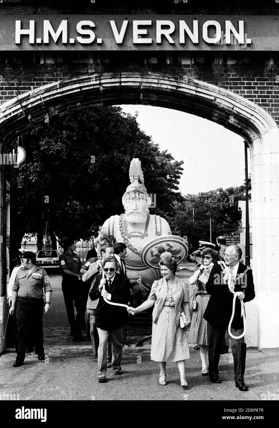 CIVIC DIGNITORIES TOW HMS WARRIOR'S FIGUREHEAD FROM HMS VERNON TO THE ...