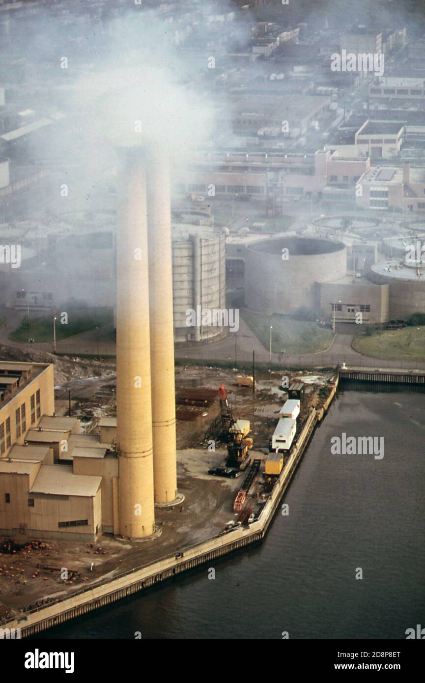 Consolidated Edison plant in Queens ca. 1973 Stock Photo - Alamy