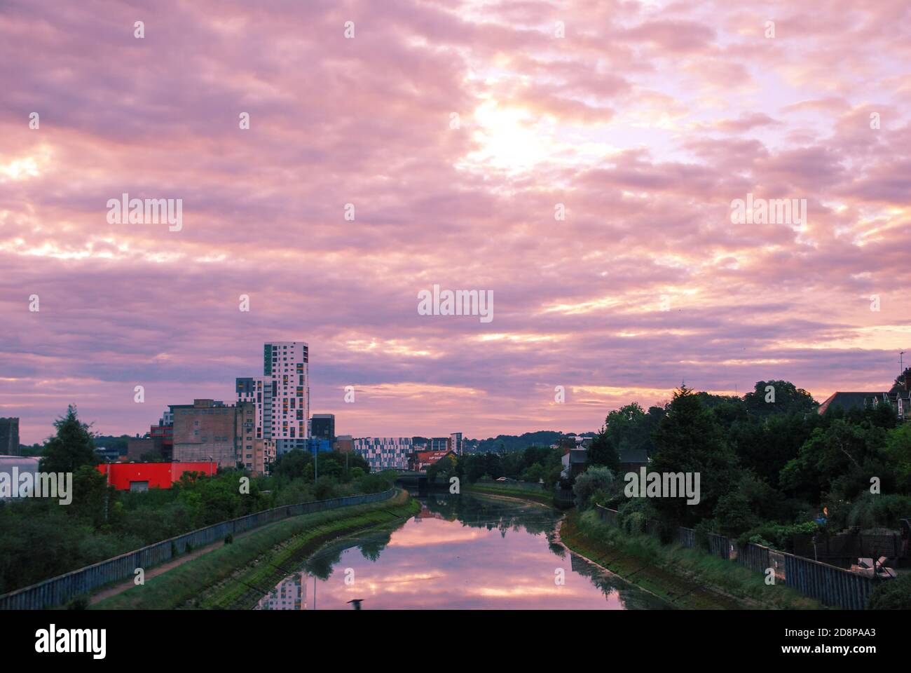 Sunrise over the River Orwell in the centre of Ipswich, UK Stock Photo ...