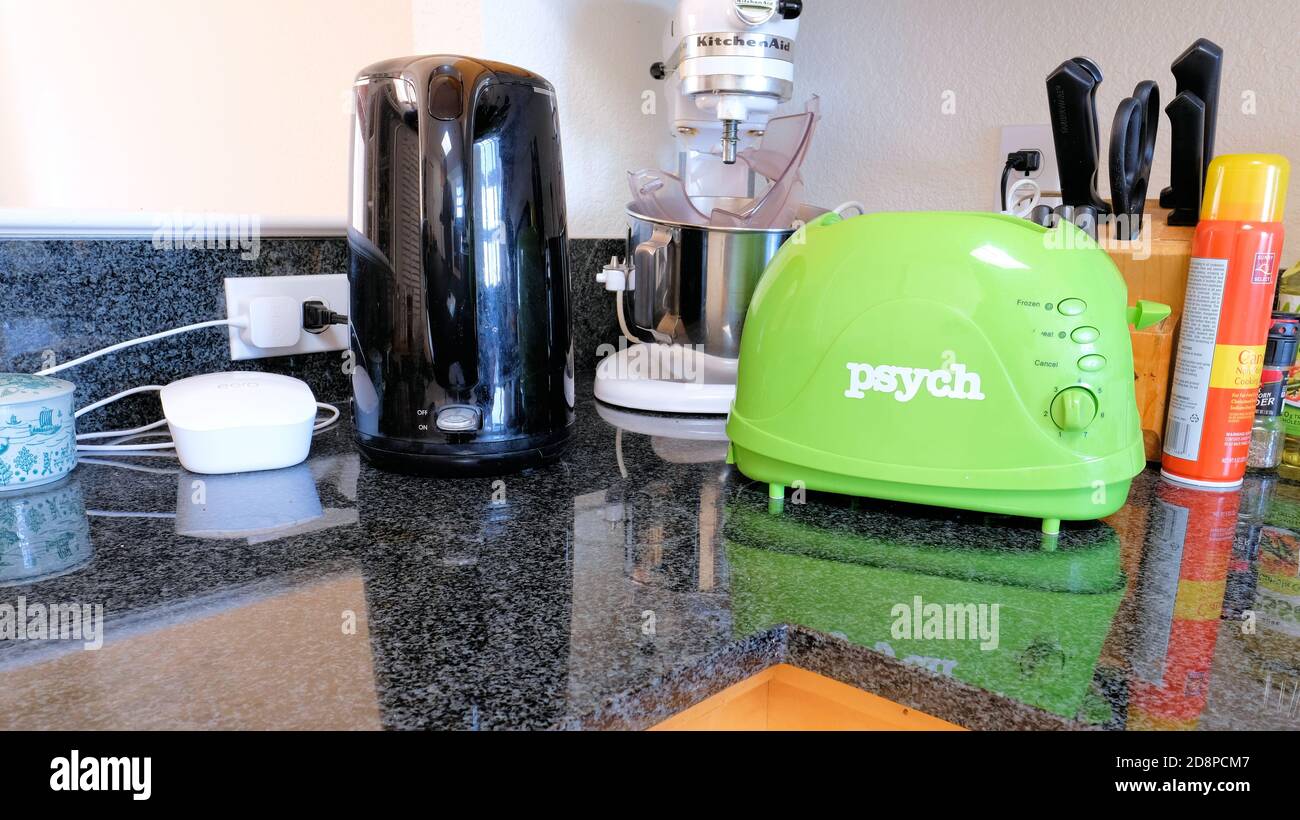 Psych tv show hi-res stock photography and images - Alamy