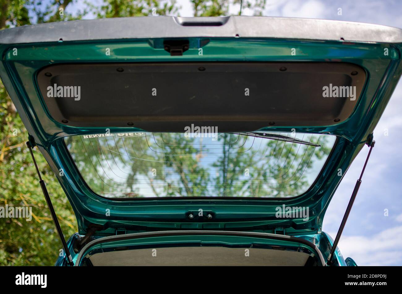 Back door hi-res stock photography and images - Alamy