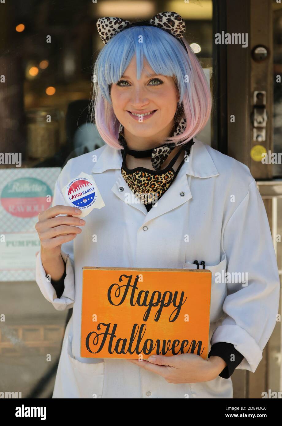 Sarah raffetto hi-res stock photography and images - Alamy