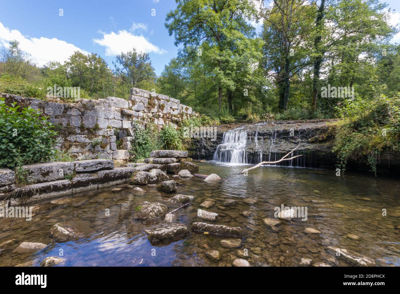 Wonderful Cascades du Herisson, Waterfalls of the Herisson in the Jura ...