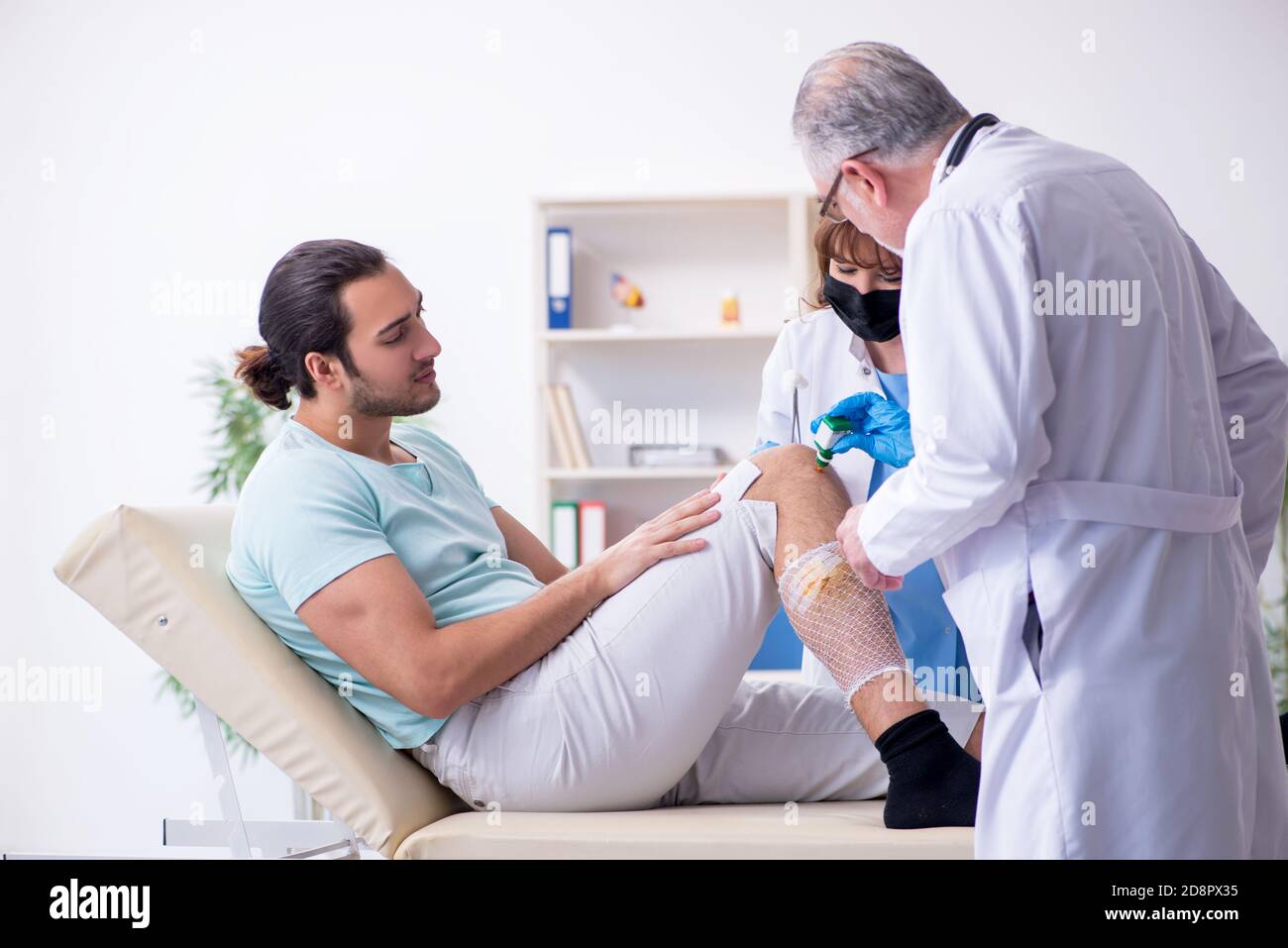 Young injured man in the hospital Stock Photo - Alamy