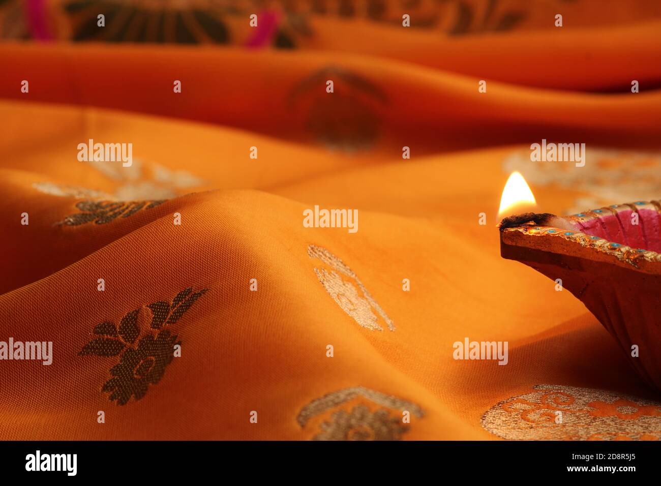 Diya and diwali hi-res stock photography and images - Alamy