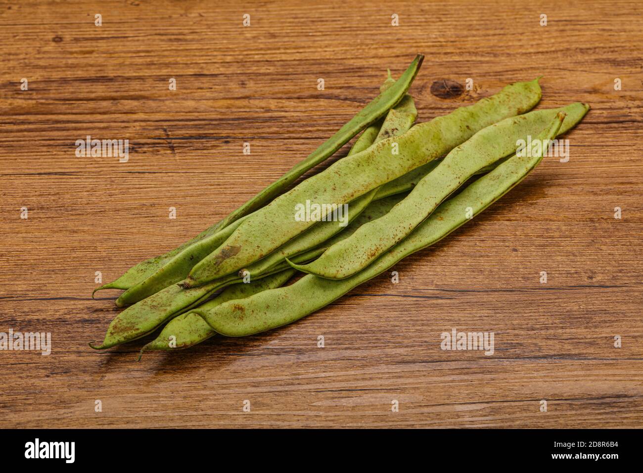 Vegan cuisine - Green bean heap for cooking Stock Photo - Alamy