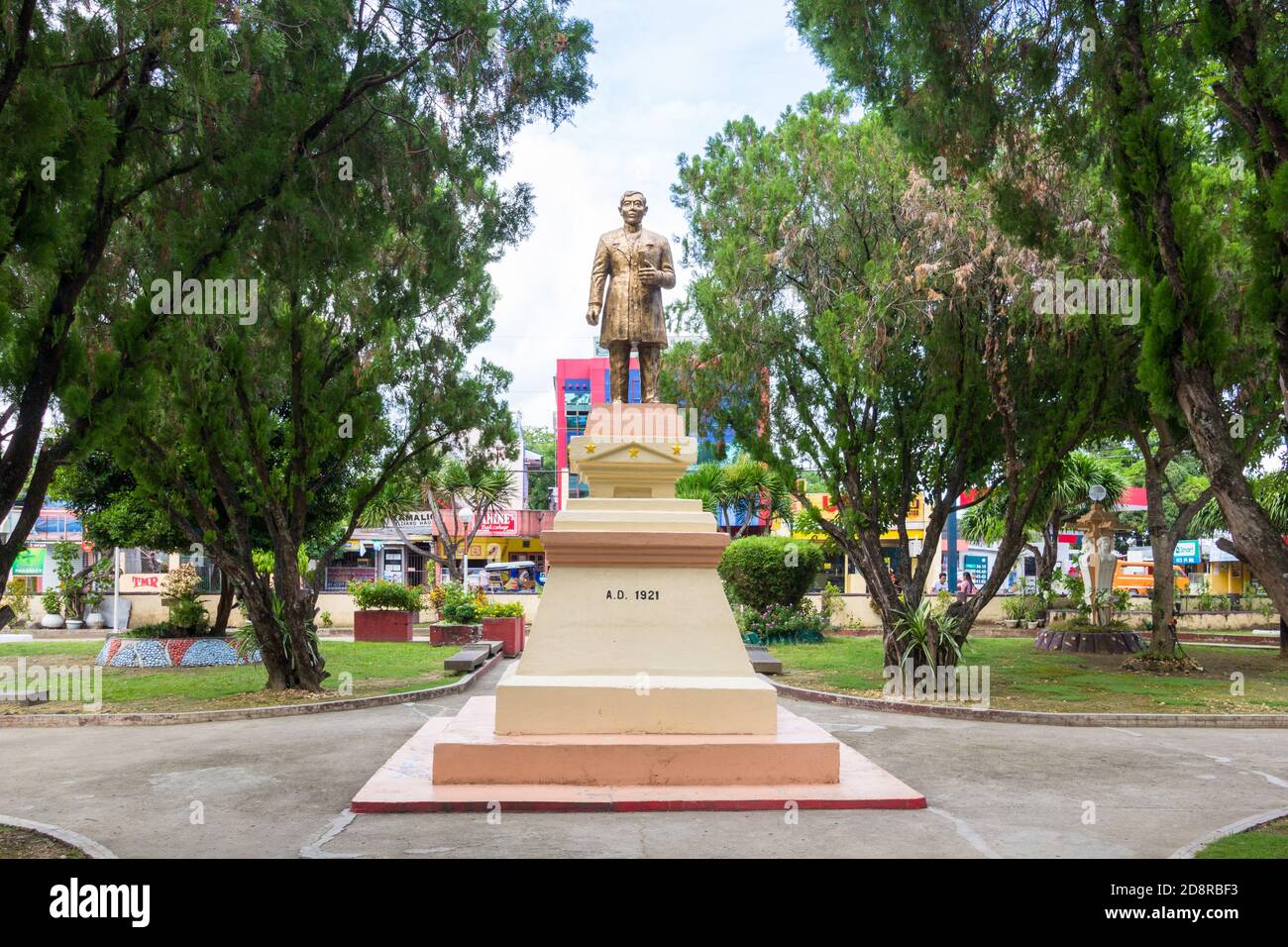 Monument dedicated to Dr Jose Rizal Stock Photo - Alamy