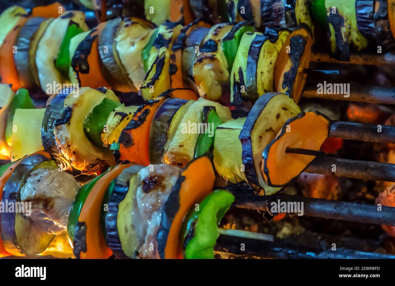 vegetable skewer bbq kebab barbecue grill Stock Photo - Alamy