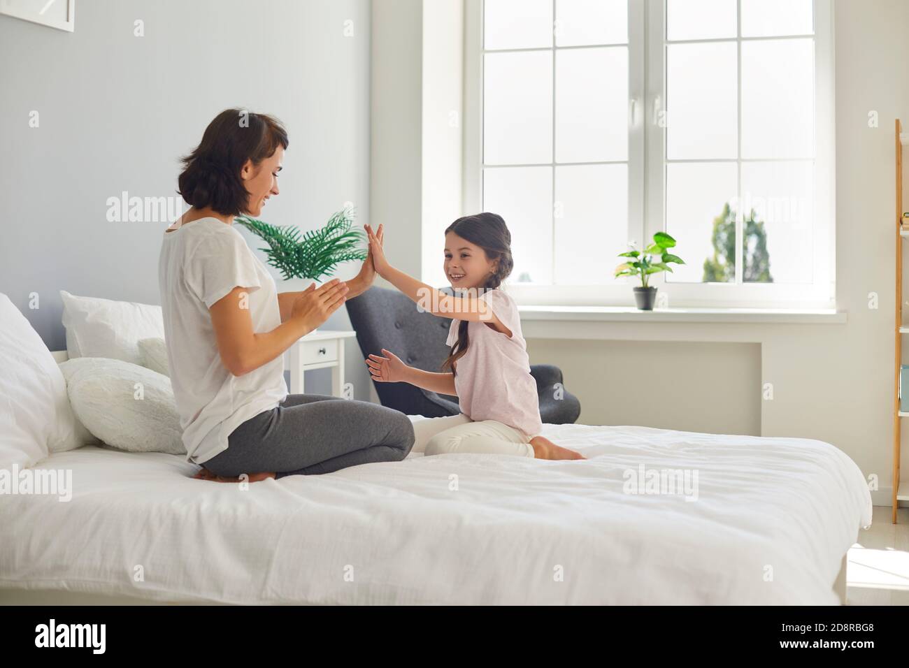 Patty cake hi-res stock photography and images - Alamy