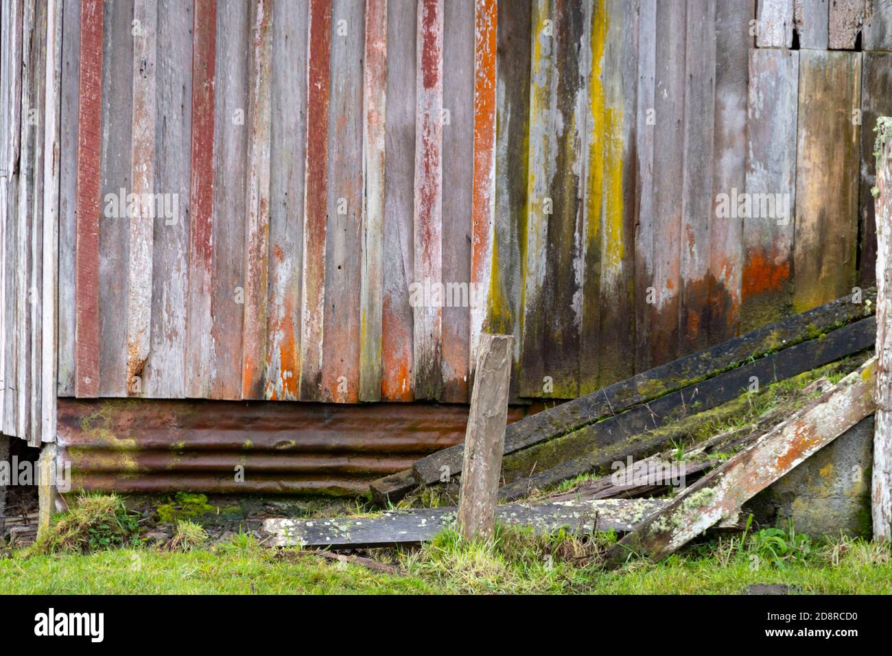 Old run down shed hi-res stock photography and images - Alamy
