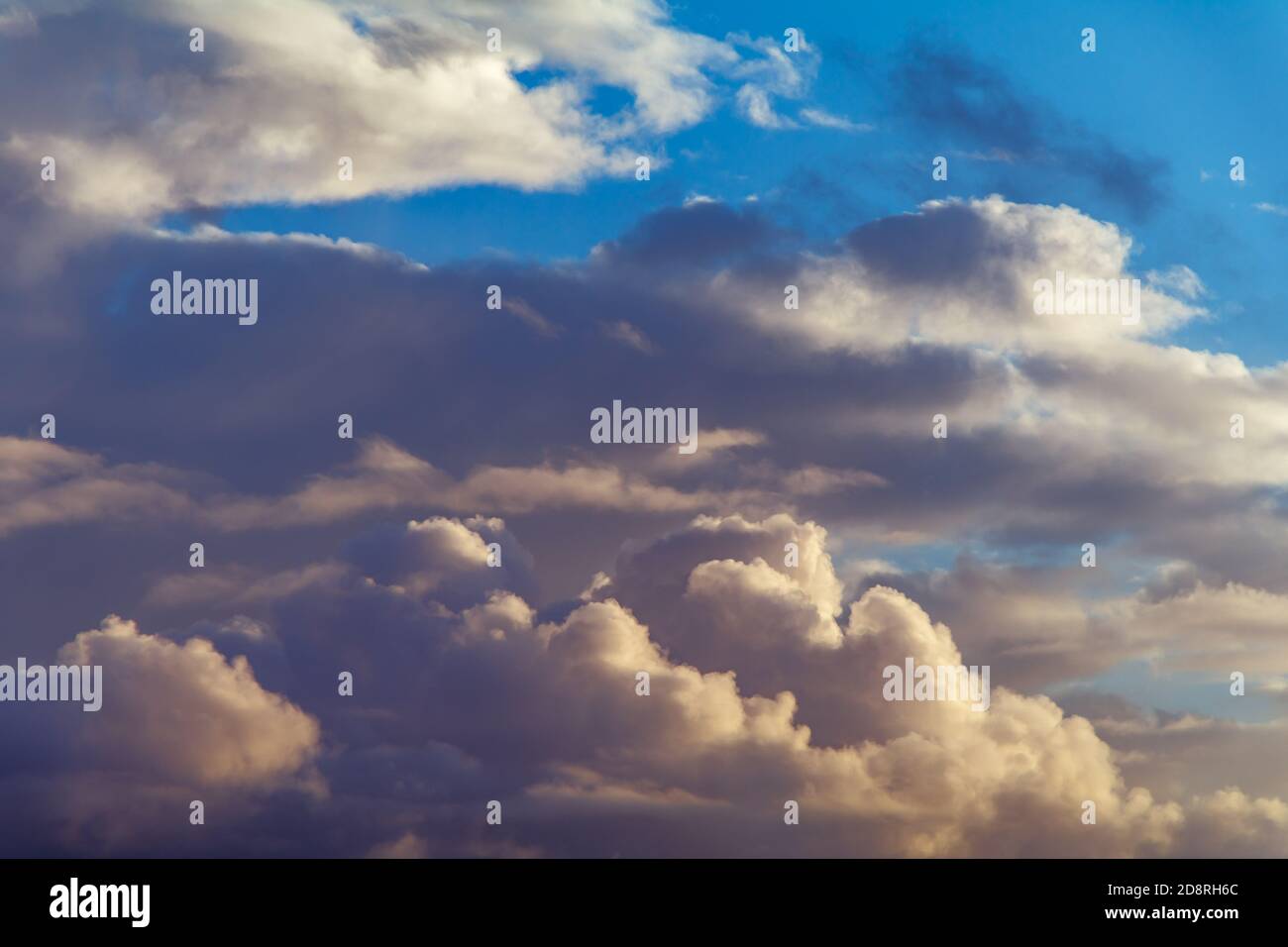 The sun disappeared behind some cloud cover Stock Photo - Alamy
