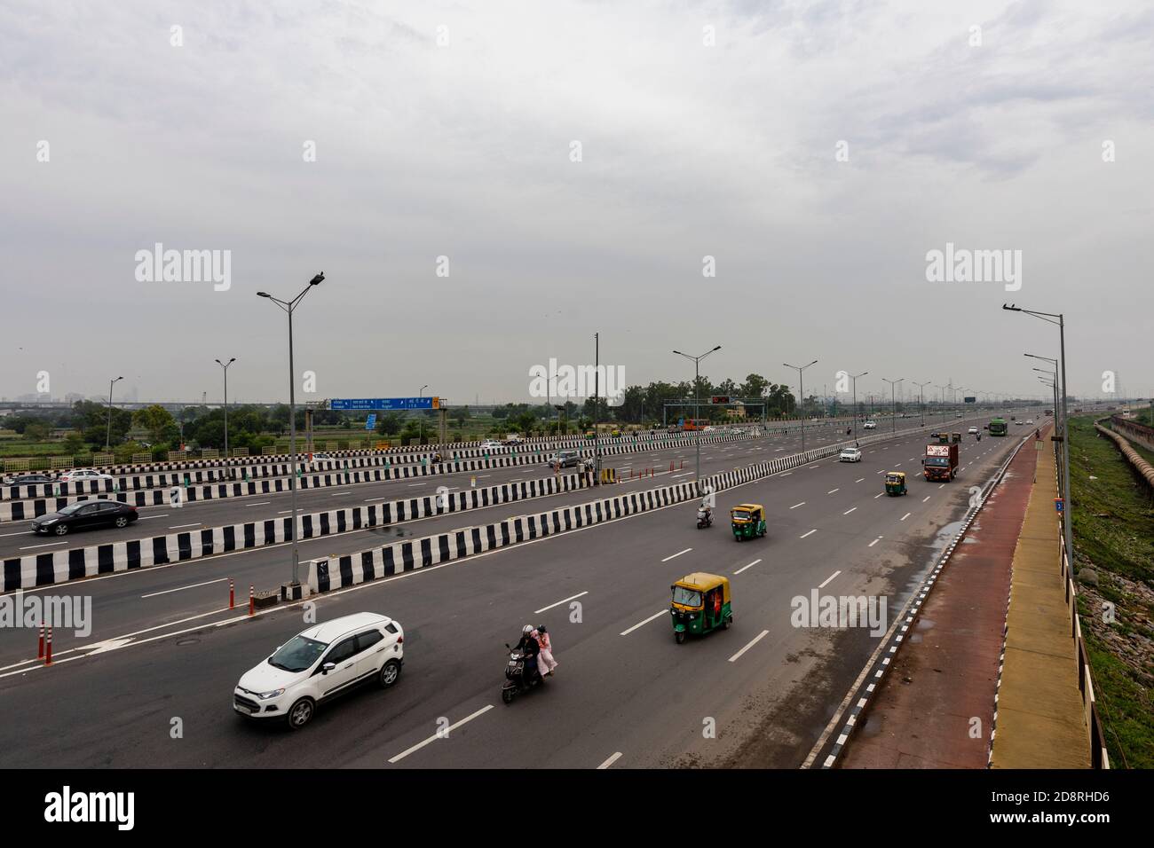 Infrastructure development delhi india hi-res stock photography and ...