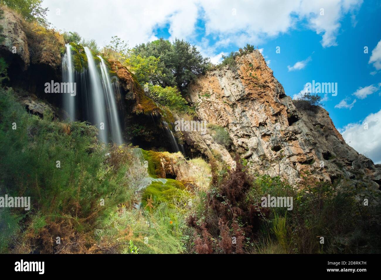 Small waterfall cascades rocky pool hi-res stock photography and images ...