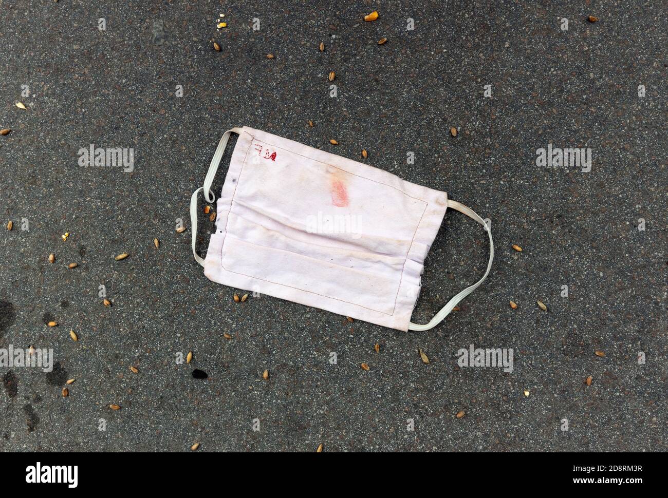 Dirty fabric hi-res stock photography and images - Alamy
