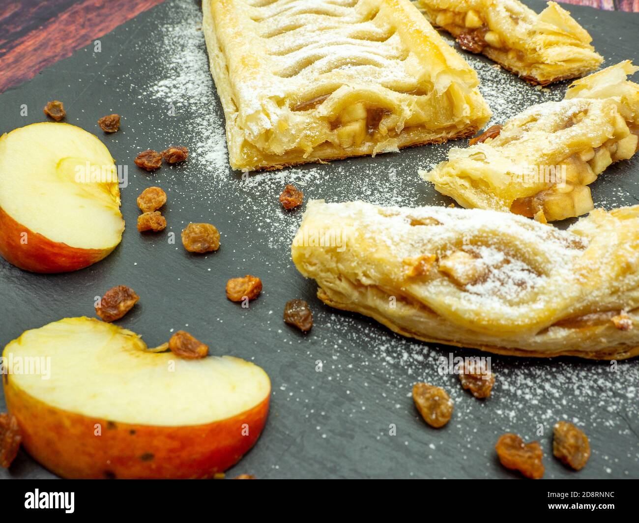 Apfelstrudel hi-res stock photography and images - Alamy