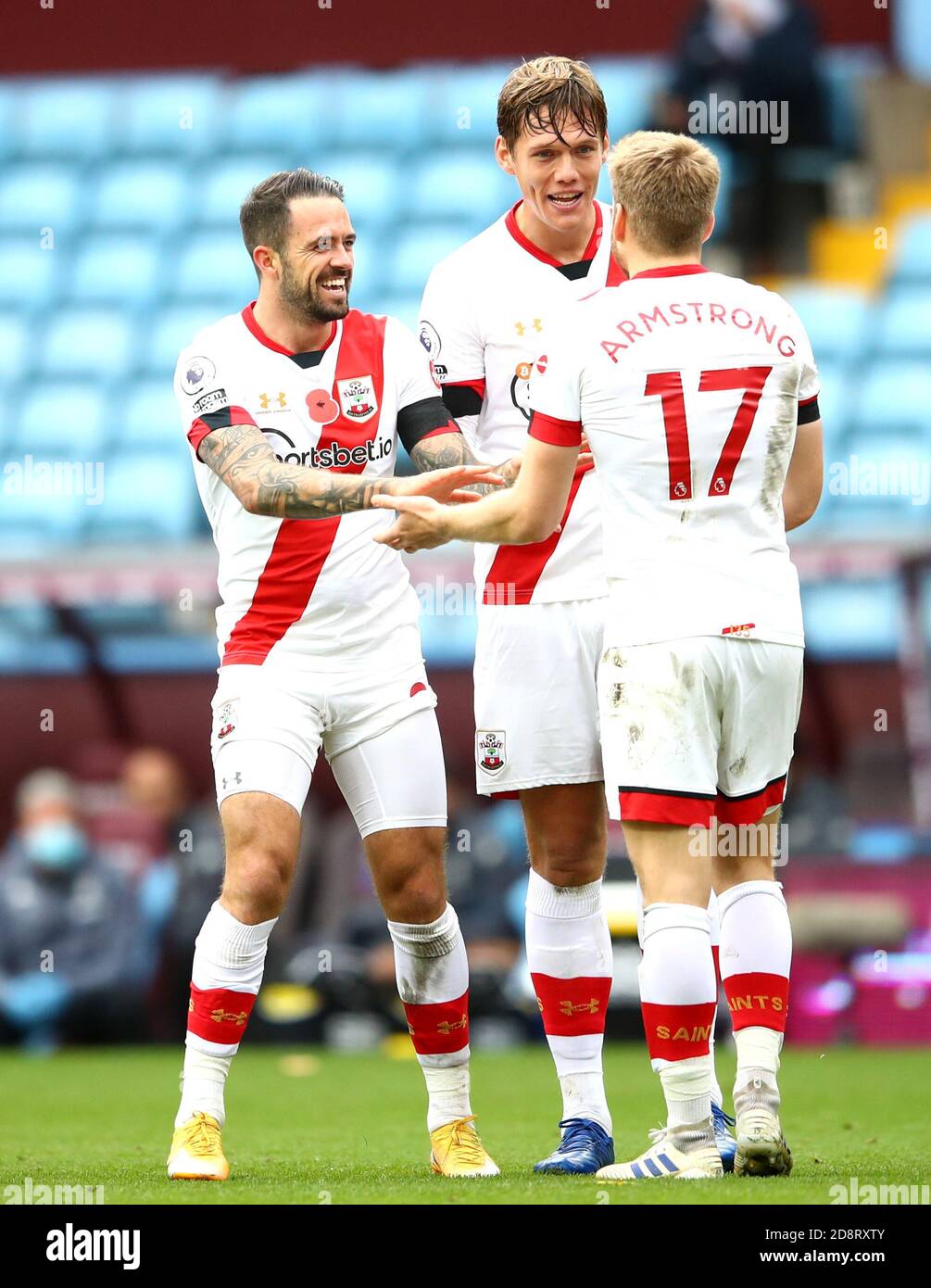 Southampton's Danny Ings (left) celebrates scoring his side's fourth ...