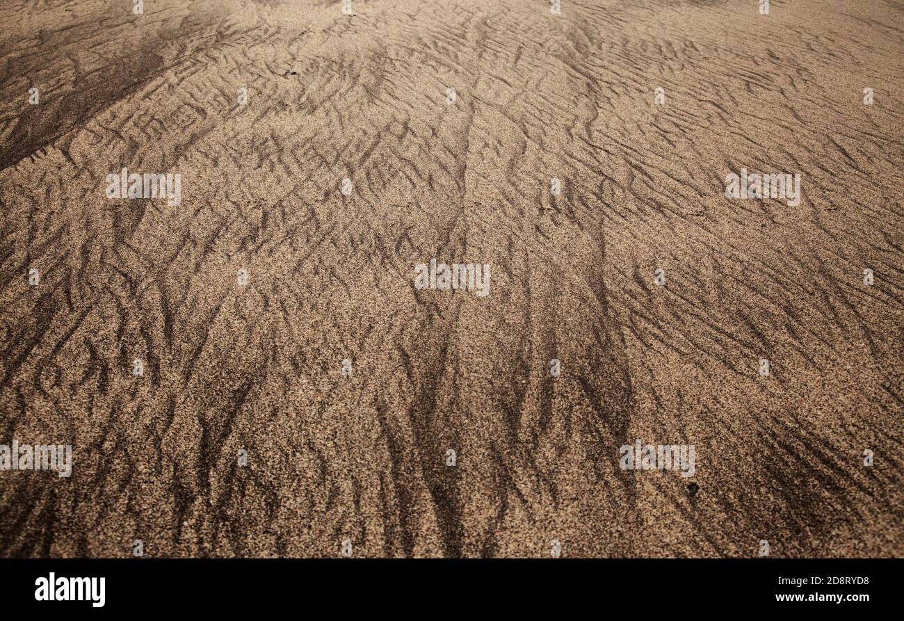 Types of ocean waves hi-res stock photography and images - Alamy