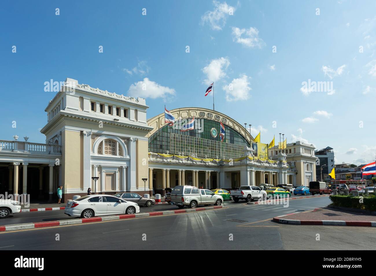Bangkok train station hi-res stock photography and images - Alamy