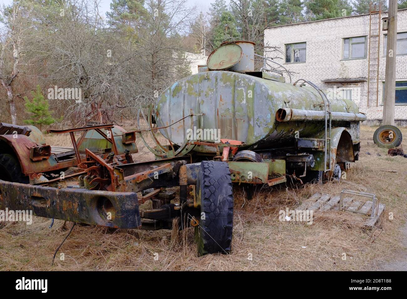 Broken tank hi-res stock photography and images - Alamy