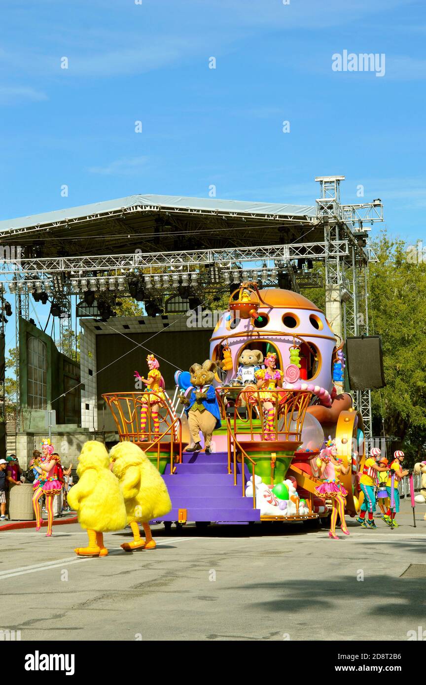 Universal Studios Resort a parade of the minions characters Stock Photo ...