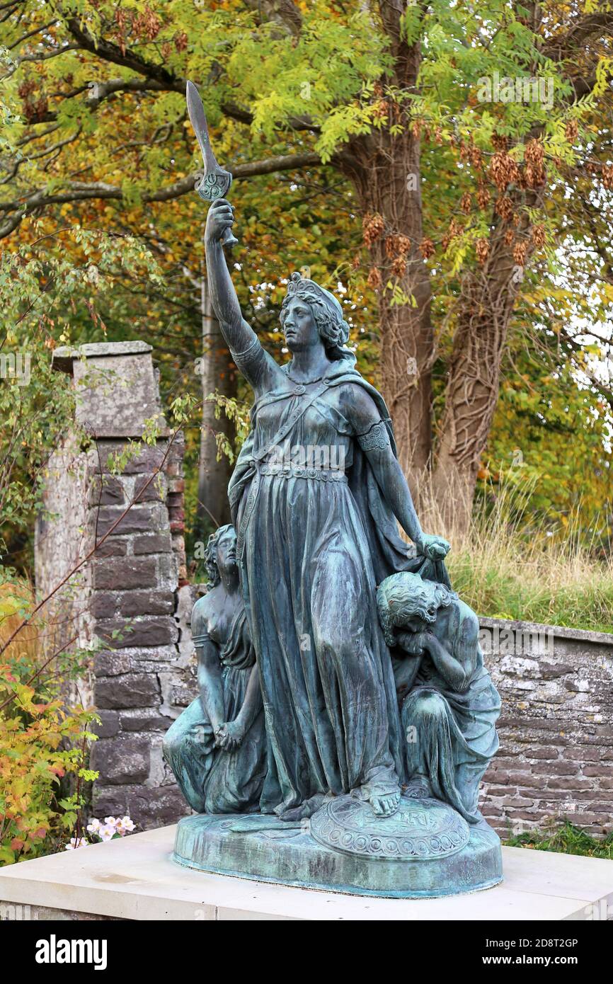 Statue of boudica hi-res stock photography and images - Alamy