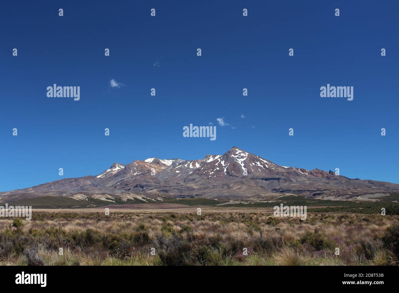 Tourist in mount ruapehu hi-res stock photography and images - Alamy