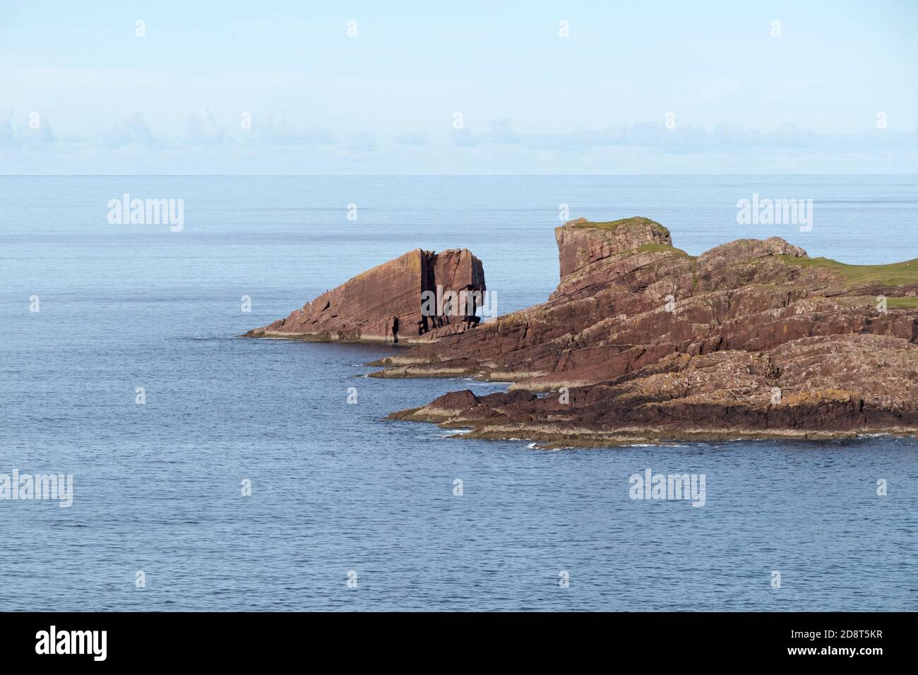 Split rock of clachtoll hi-res stock photography and images - Alamy