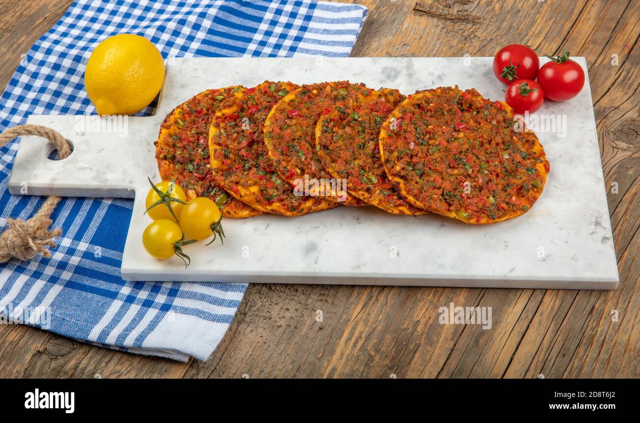 Turkish mini pizza Lahmacun,mini lahmacun. Turkish name; findik ...