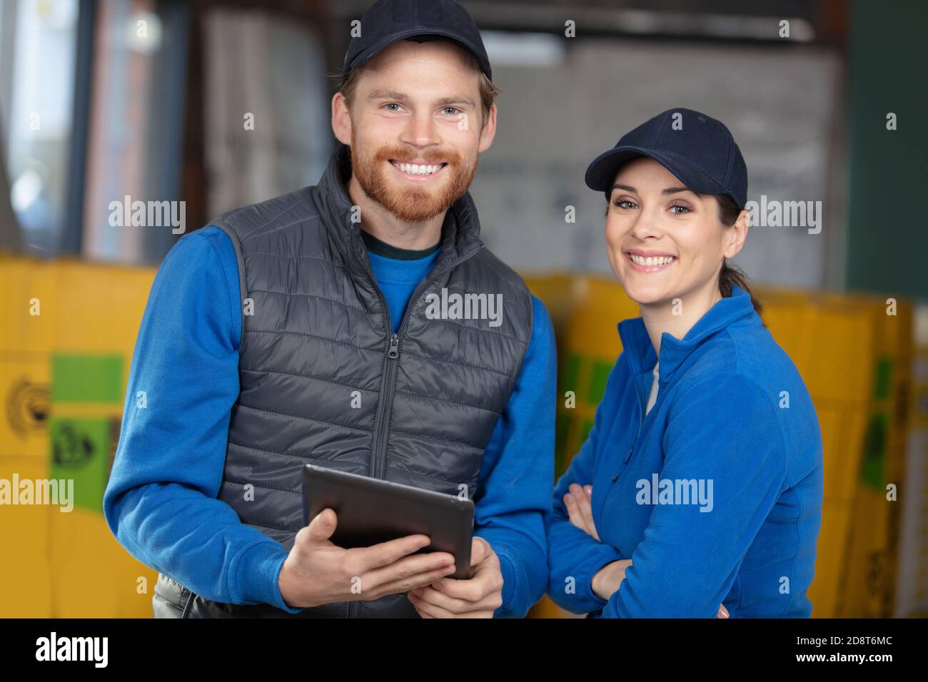 male and female construction workers Stock Photo - Alamy