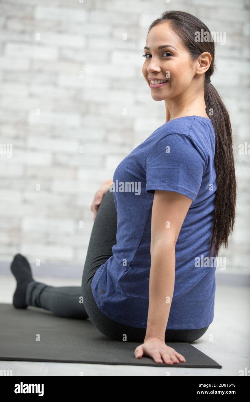 Legs over shoulder hi-res stock photography and images - Alamy