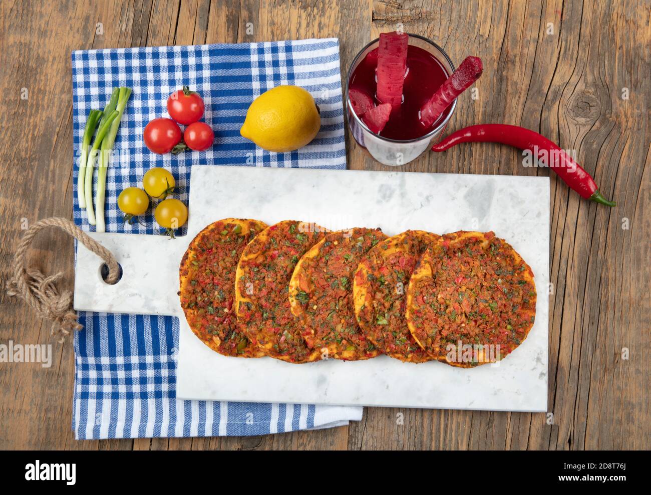 Turkish mini pizza Lahmacun,mini lahmacun. Turkish name; findik ...