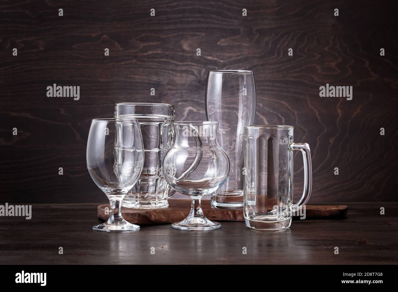 Empty pint beer glass hi-res stock photography and images - Alamy