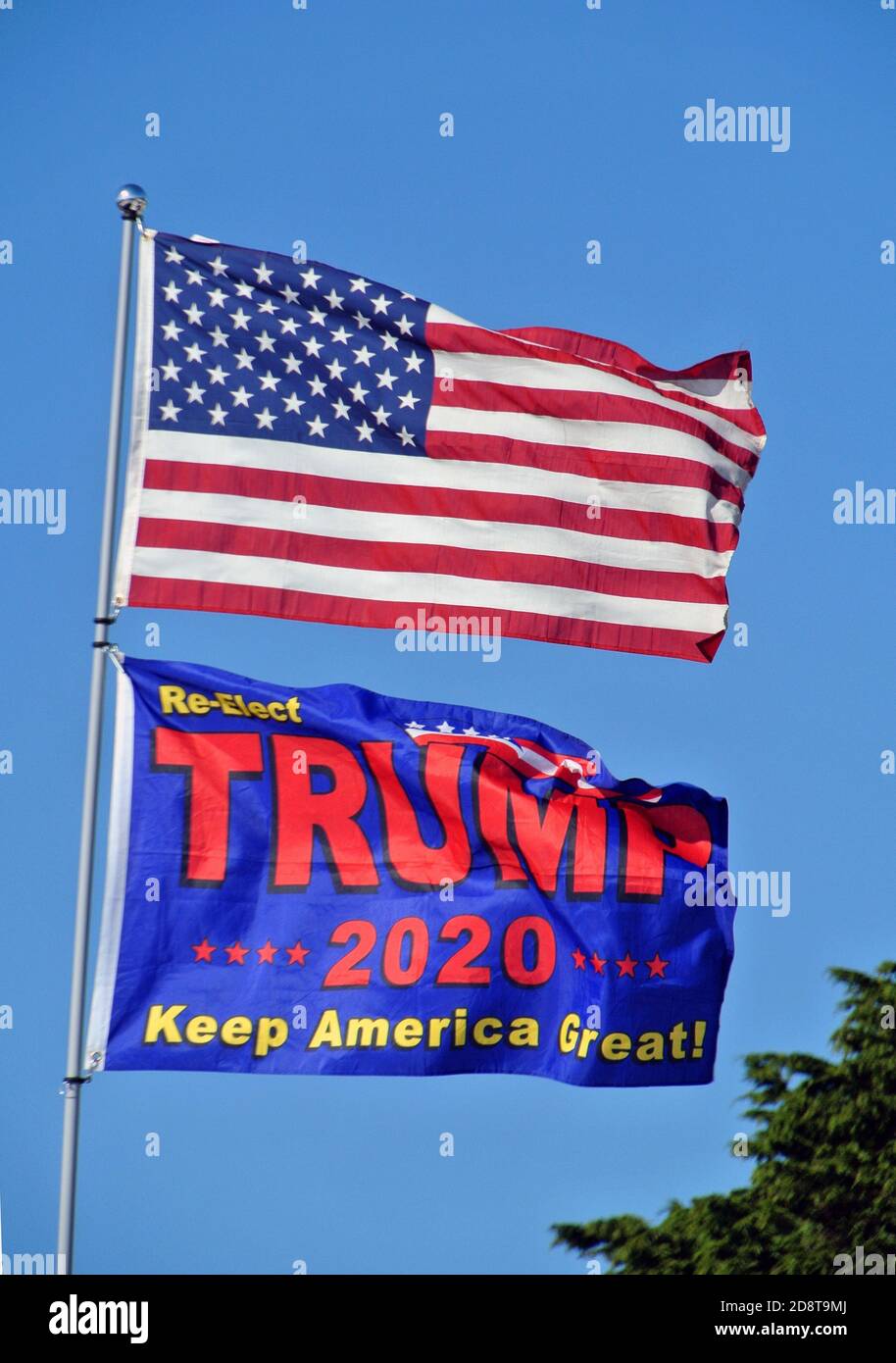 American flag in trailer park hi-res stock photography and images - Alamy