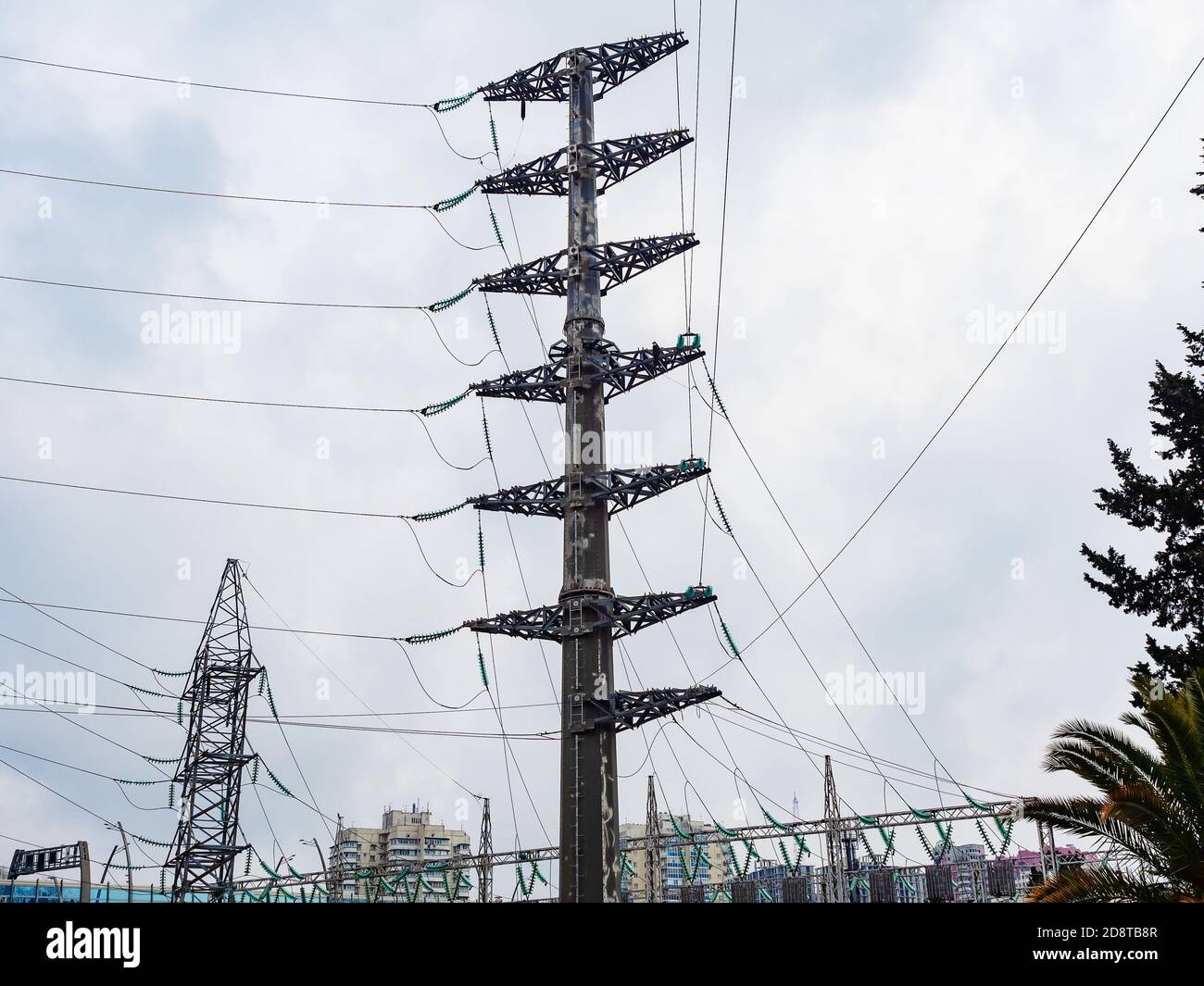 Electrical poles city hi-res stock photography and images - Alamy