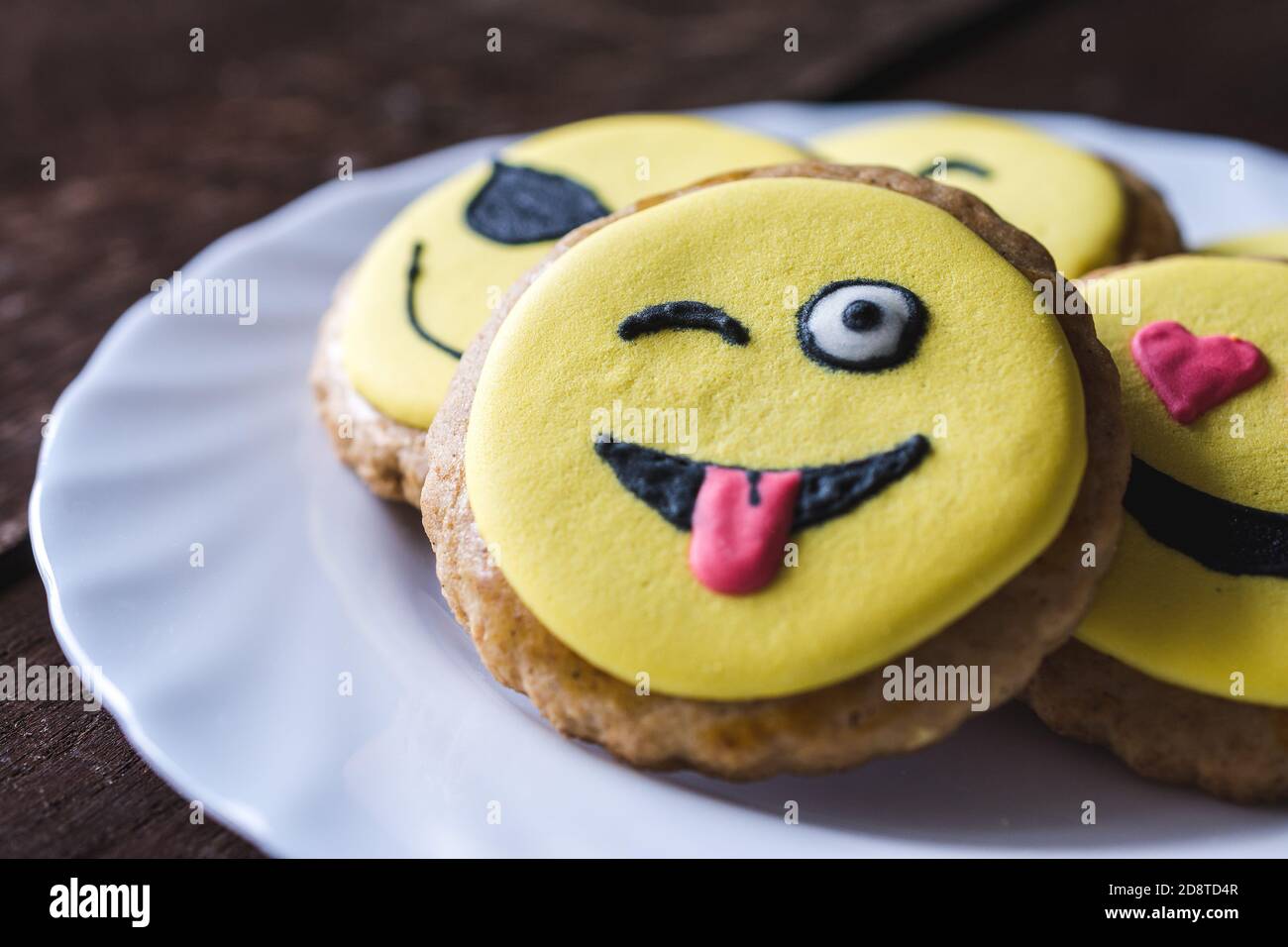 Closeup of cookies with decorated funny smiley faces Stock Photo - Alamy